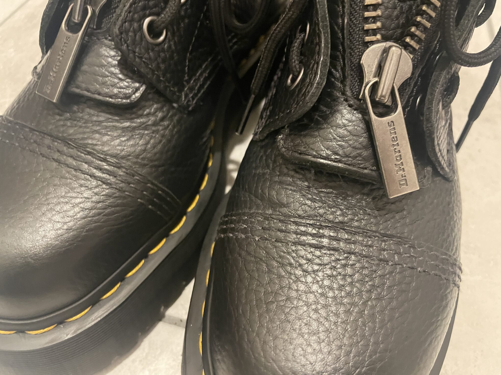 【靴擦れがやばい？】ドクターマーチンを約1カ月履きまくるとどのくらい馴染むか検証してみた | Nagi Rhythm｜30代独身男性ミニマリストブログ